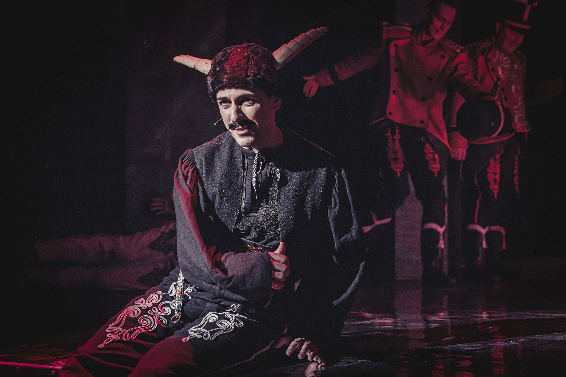 ZRUŠENO: Na skle malované (6.12.2022) | Městské divadlo Kladno